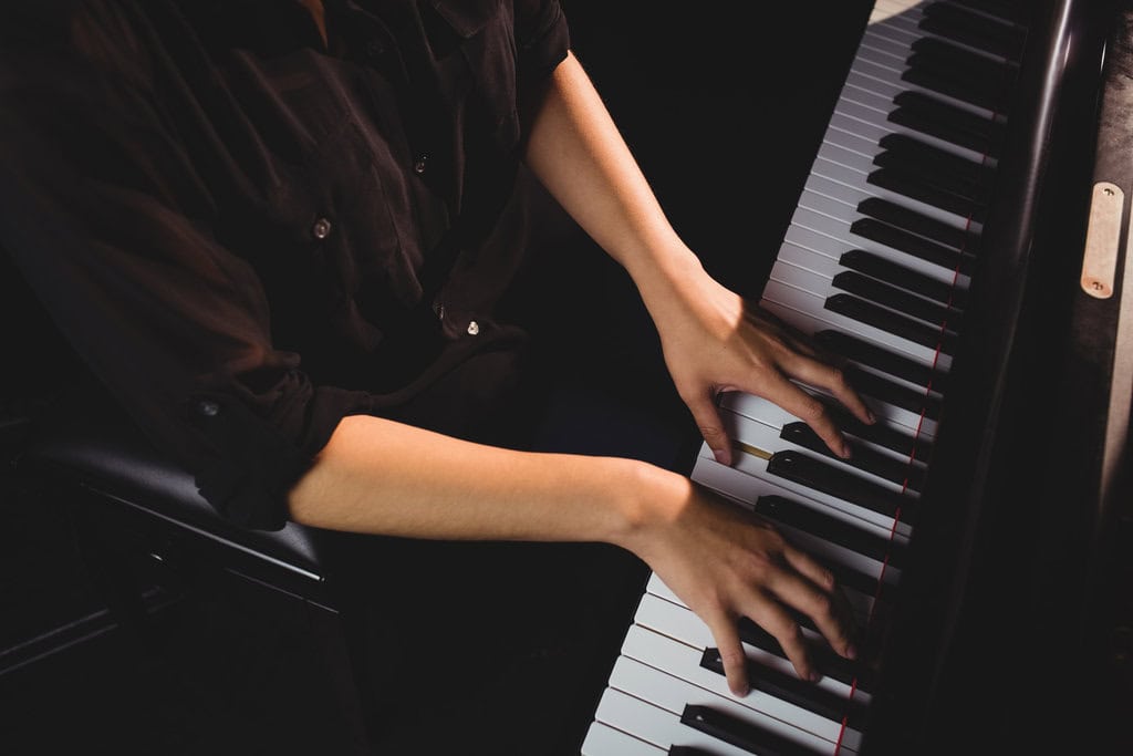 Cti iadostiv Pred k Trhov Seven Chord Piano Zru nos Zoologick 